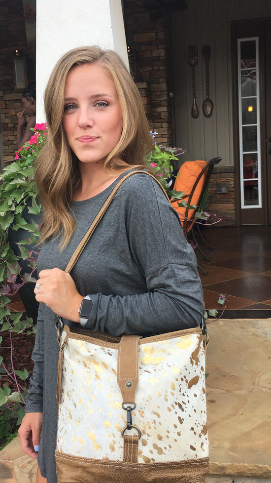 Personalized gifts sports apparel brides home decor pets t shirts ...